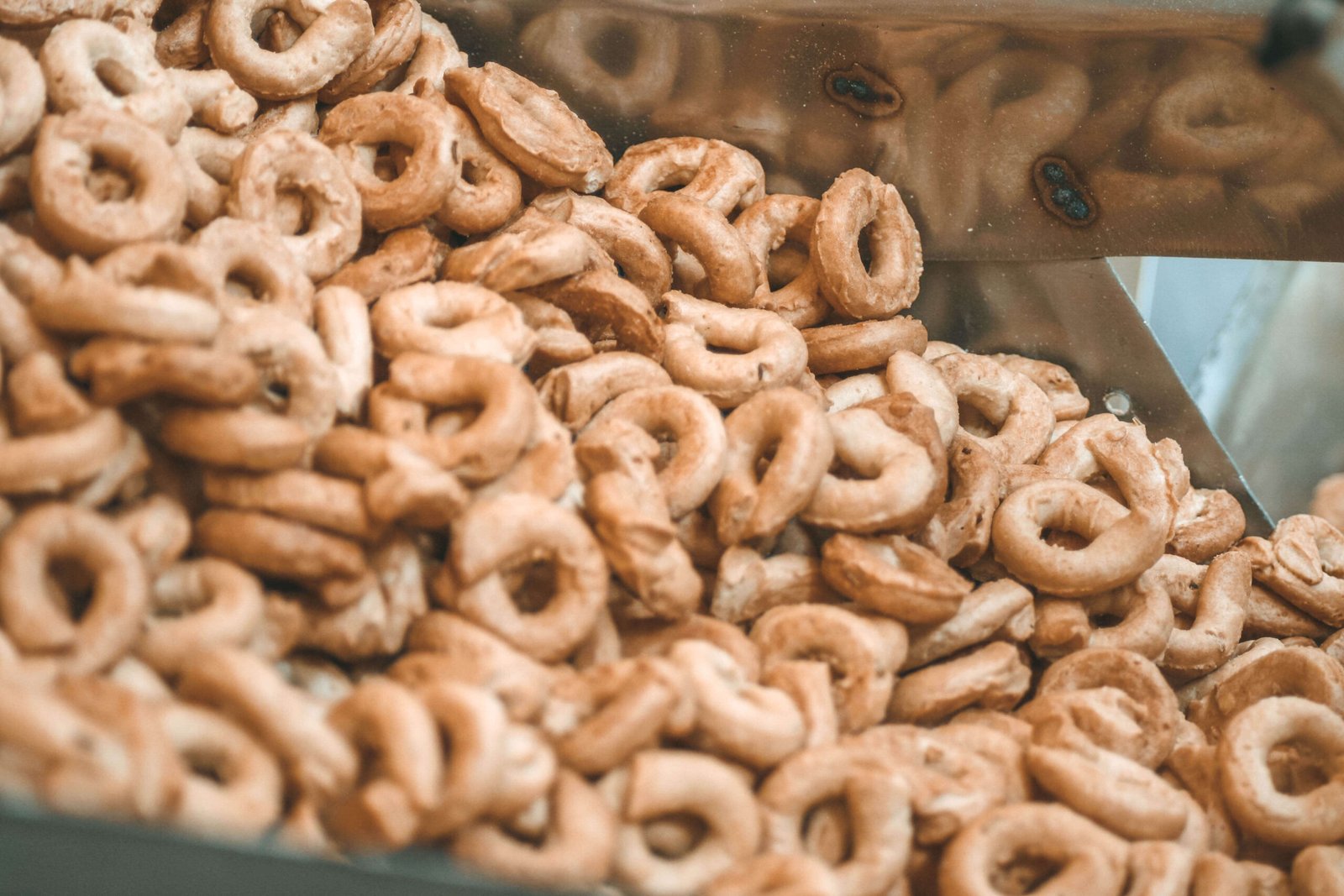 IL TARALLO: APERITIVO, PAUSA O SOSTITUTIVO DEL PANE, L’IMPORTANTE SIA ...
